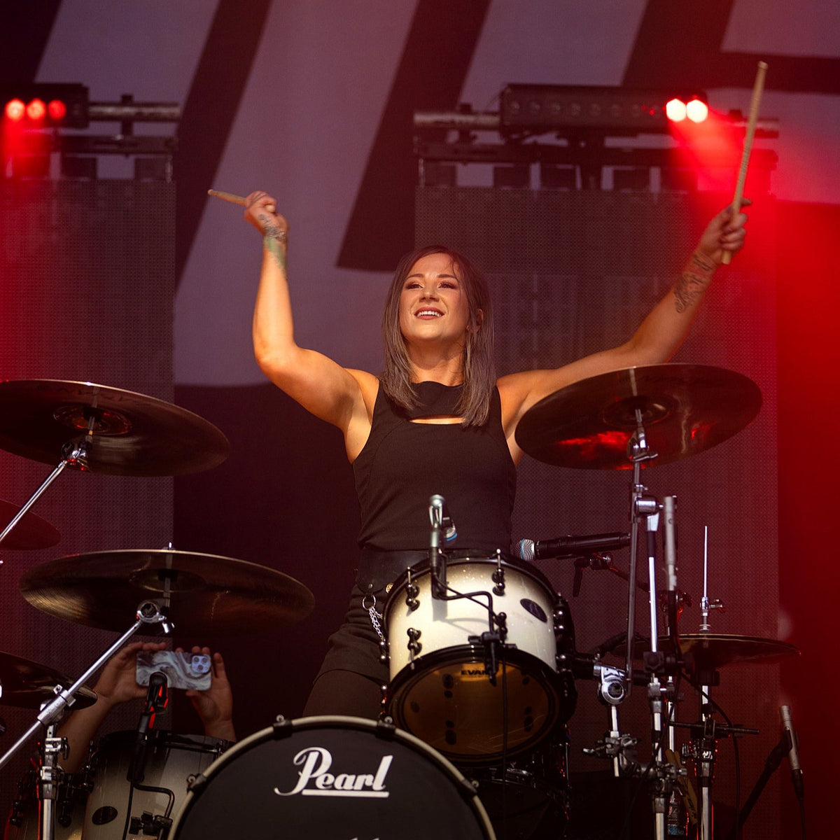 Jen Ledger of Skillet. ©2022 Steve Ziegelmeyer – Ziegelmeyer Photography